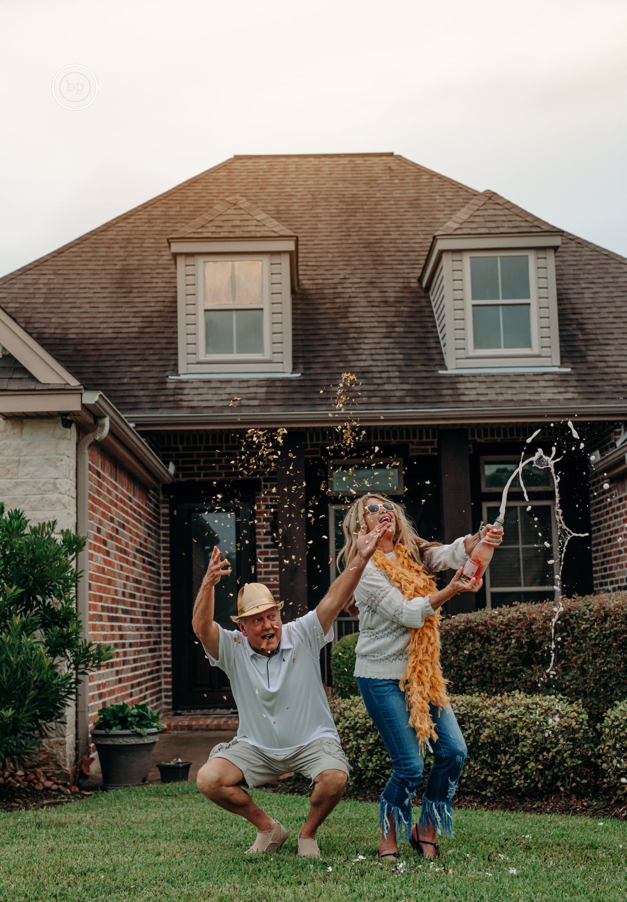 Couples Hilarious Celebratory Empty Nest” Photo Shoot Goes Viral Because Its Fantastic